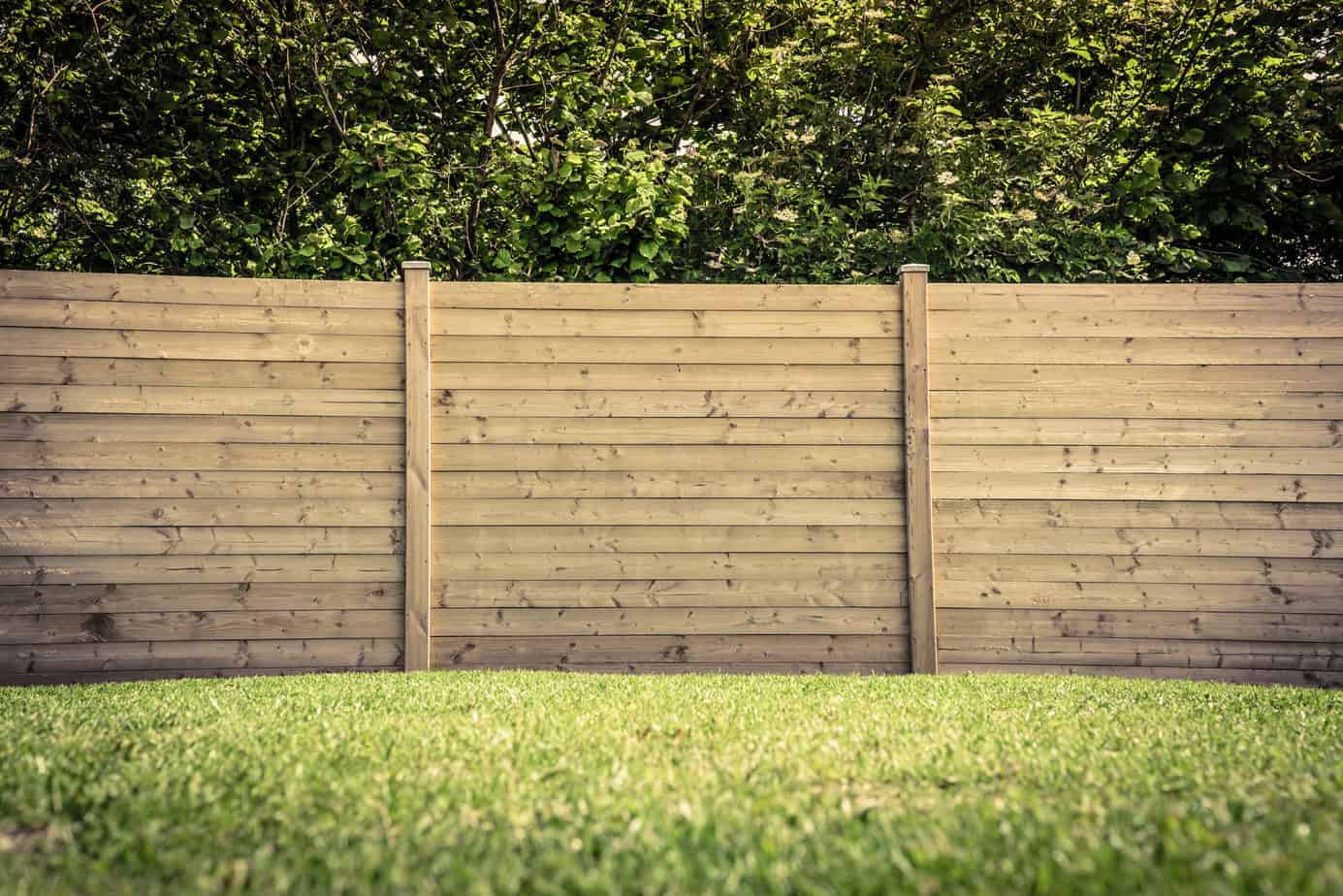 Your Complete Guide to Fence Board Spacing – Fence Frenzy