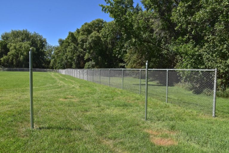 How to Cut a Standing Fence Post – Fence Frenzy